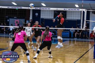 HHSAA Division I Girls Volleyball - ‘Iolani advances to the division I ...